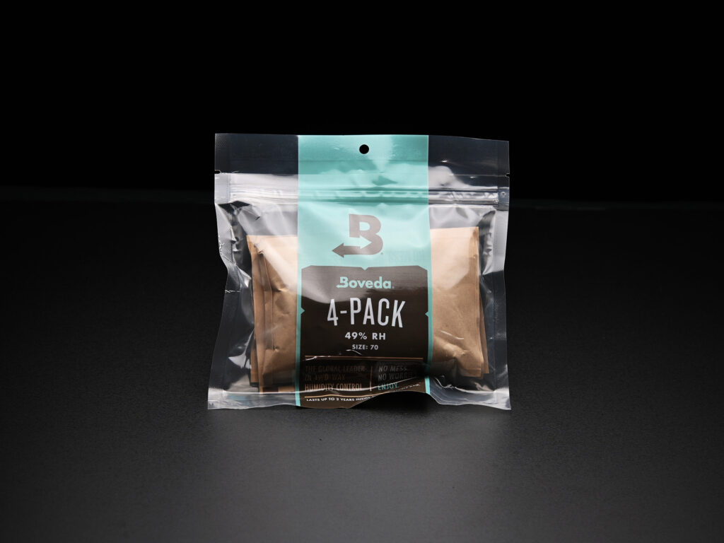Boveda 49% RH, Size 70 4 Pack - Maton Guitars