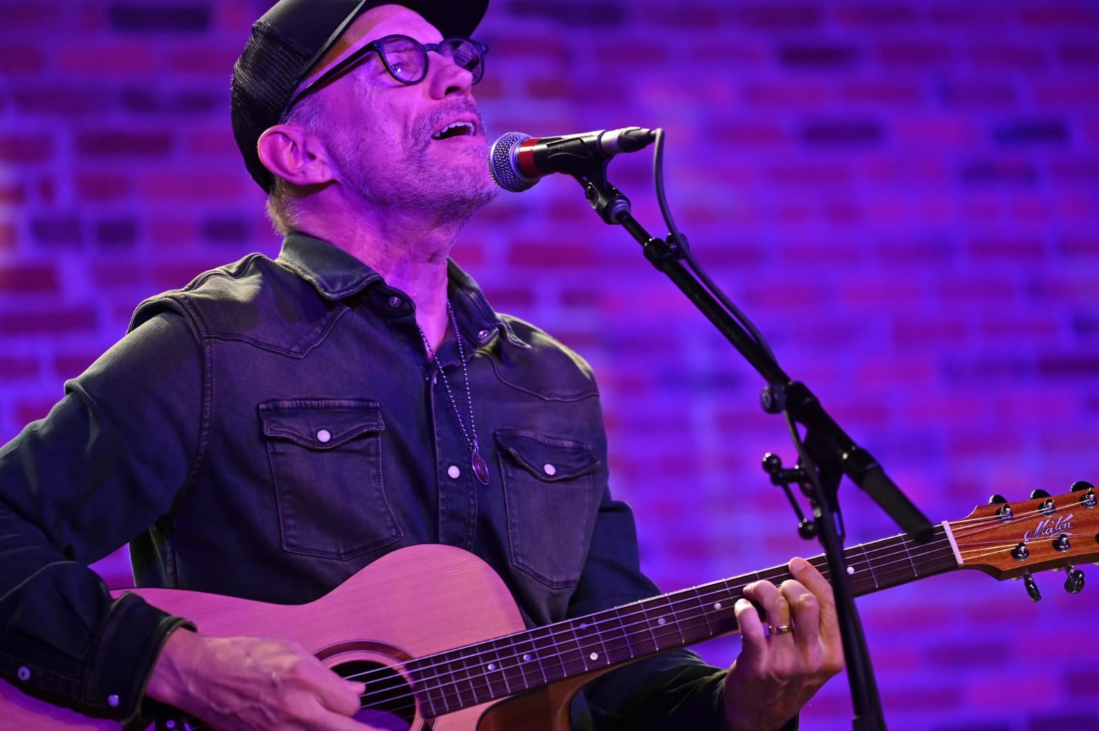 Gordon Kennedy - Maton Guitars